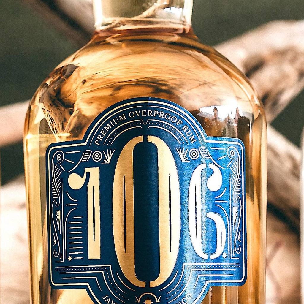 106 premium overproof rum – La Licorera